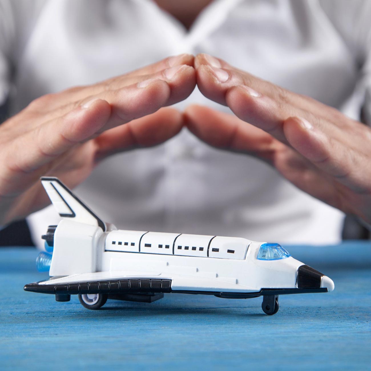 Secure Shipments with Expert Insurance - Advanced Logistics